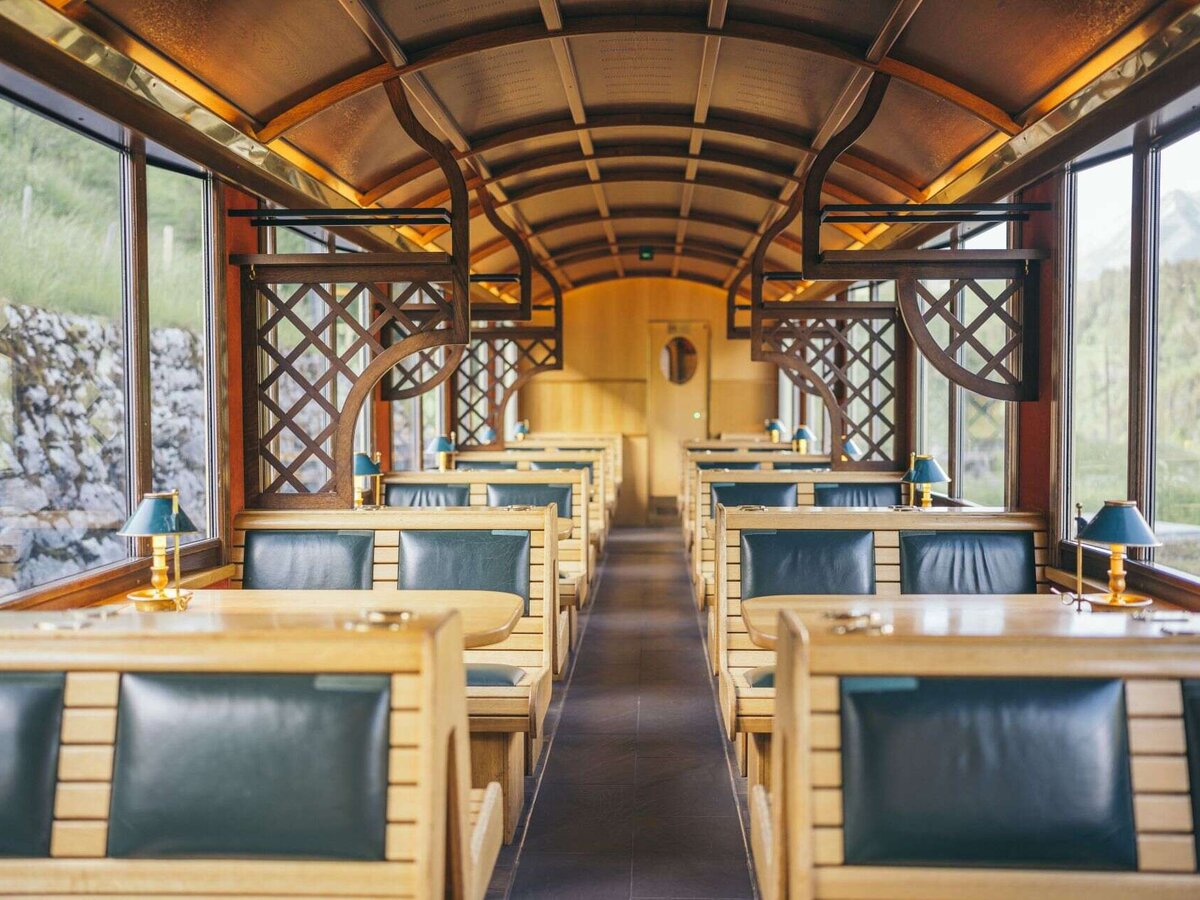 GoldenPass Belle Époque - Nostalgic Train Journey through Switzerland ...