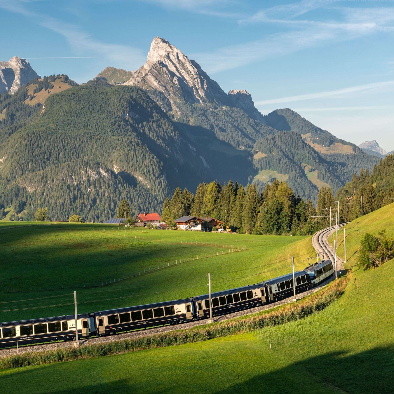 GoldenPass Express Prestige Klasse – Luxus Zugreise durch die Schweiz ...